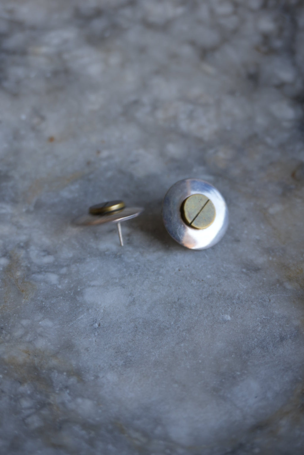 INDUSTRIAL BUTTONS – ONEGO7DEN